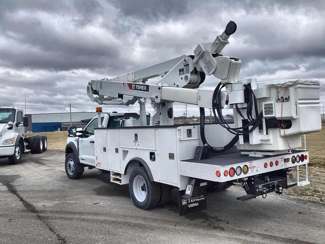 Terex Hi-Ranger TL Series TL48 Bucket Trucks – Sewer & Municipal ...