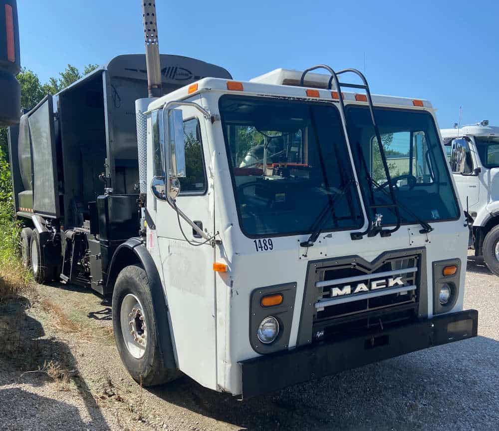 2008 Mack LEU613 with 31 Yard Labrie Expert – Sewer & Municipal ...